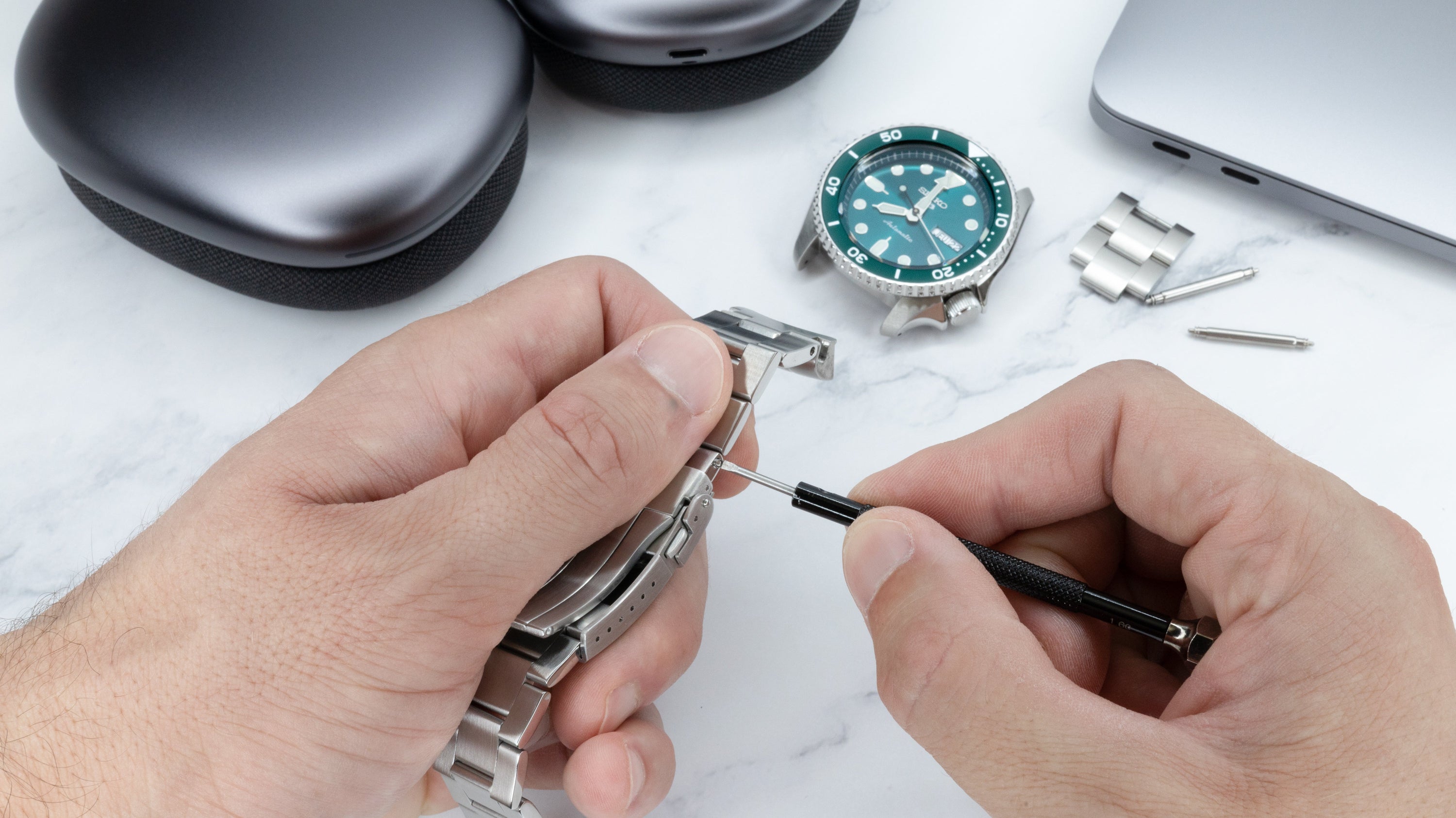 Comment régler un bracelet de montre métallique ? – Braxen